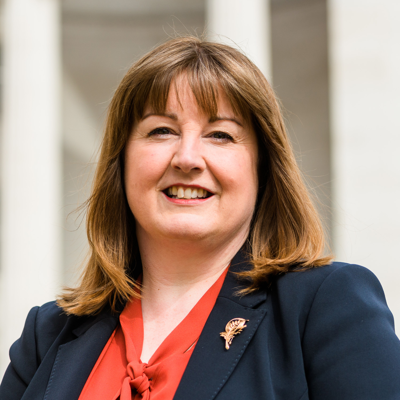 Helen Miles's Instagram, Twitter & Facebook on IDCrawl